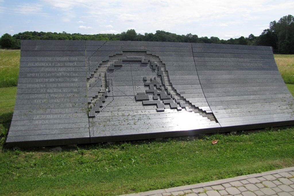 Međunarodni konkurs: rešenje Memorijalnog centra u Spomen-području ...